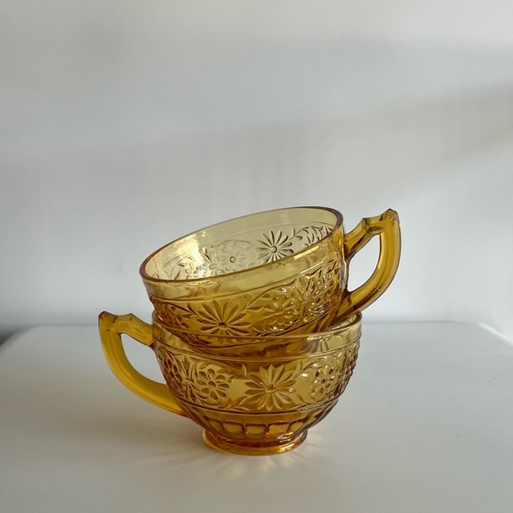 Indiana Glass | Dining | Vintage Indiana Glass Amber Daisy 62 Sandwich ...